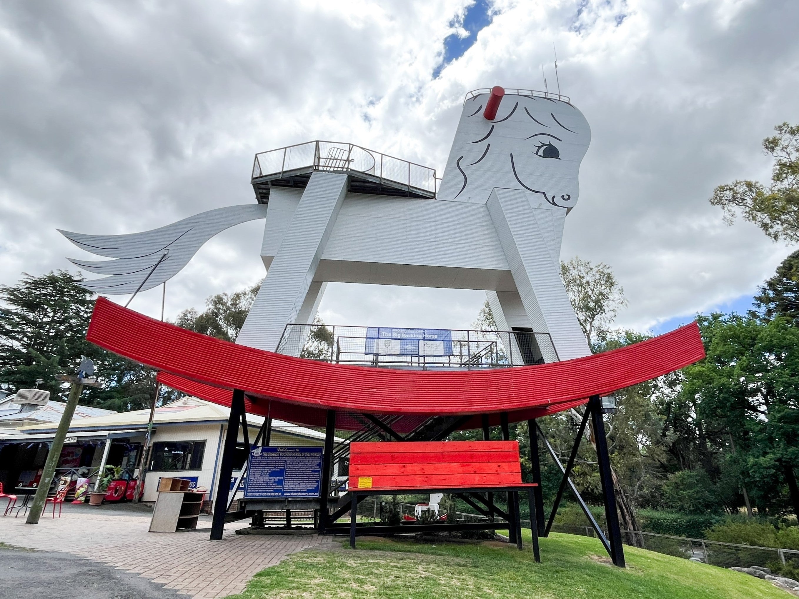 Escape to Gumeracha: A Perfect Family Weekend – Applewood Distillery