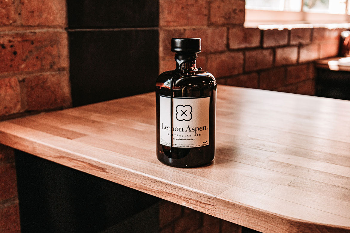 Lemon Aspen Gin 500ml – Applewood Distillery